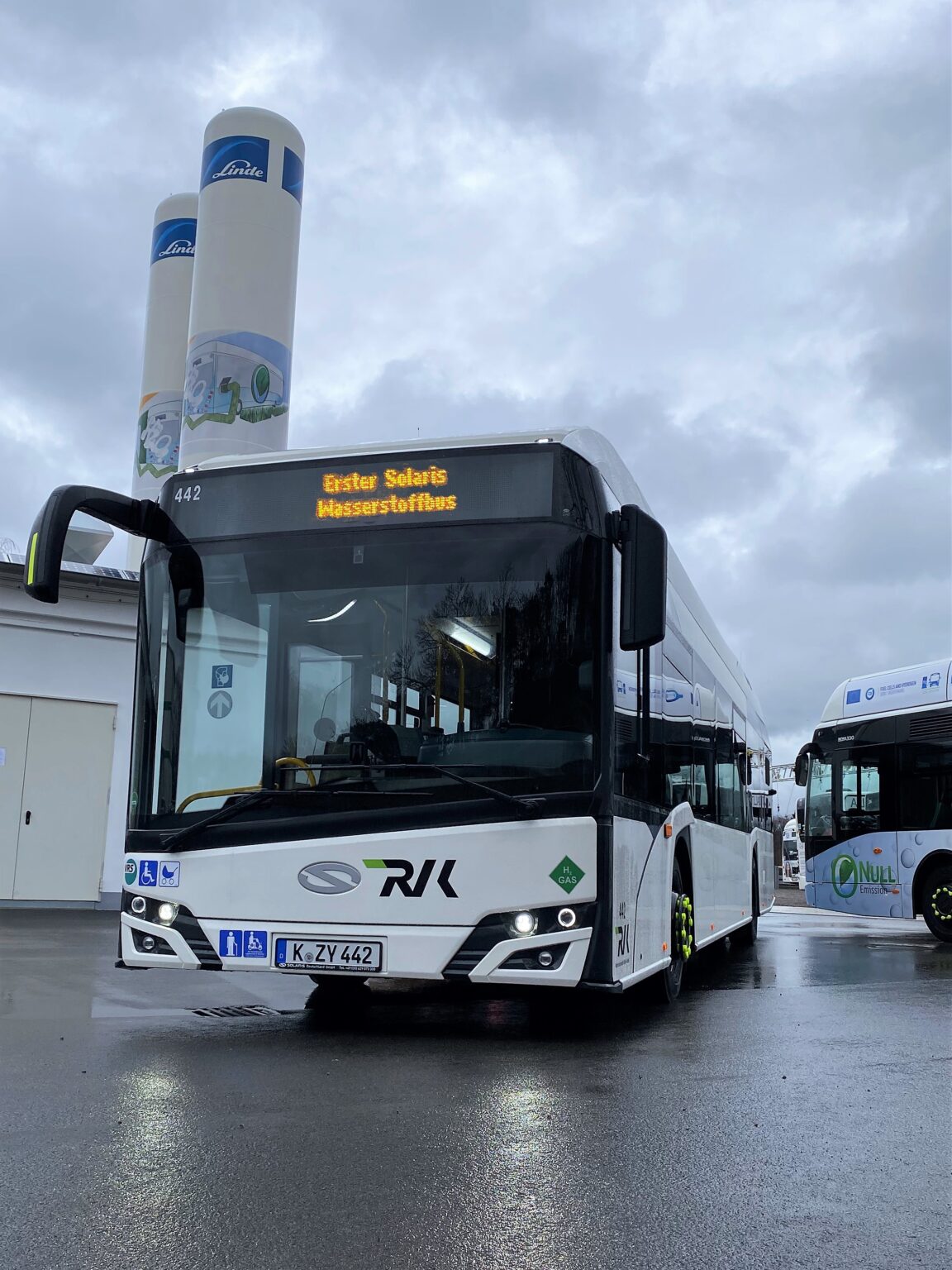 Solaris Starts Deliveries of Urbino Hydrogen Buses to Cologne | Bus-News