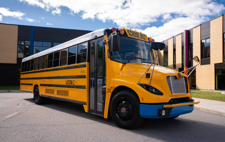 Lion Electric Produces Its First Electric School Bus in the US | Bus-News