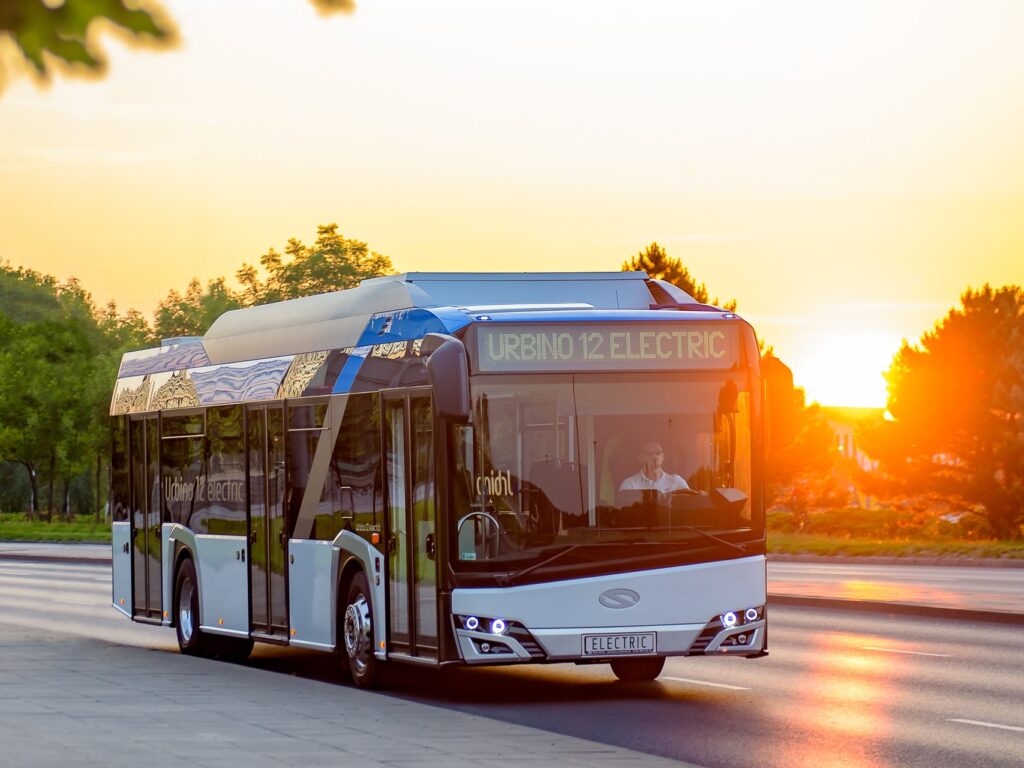 24 Electric Solaris Urbino 12 Buses Strengthen Barcelona’s Zero ...