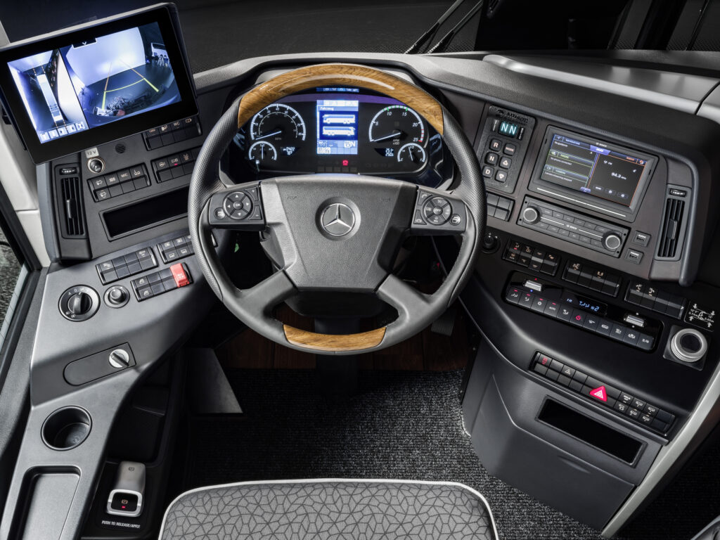 The New Tourrider: A Mercedes-Benz Motorcoach for North America