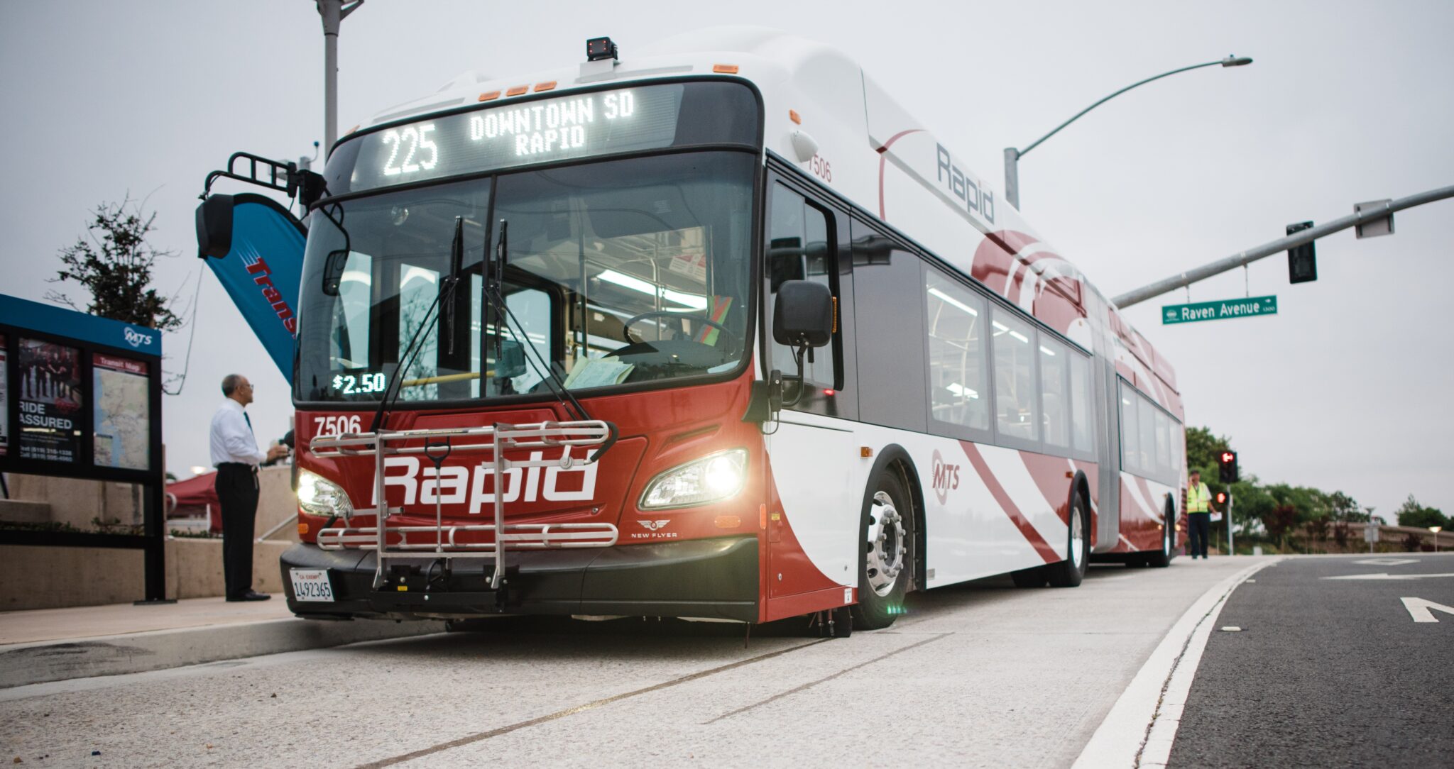 Bus on Shoulder Training Begins in San Diego Using Vehicle-to ...