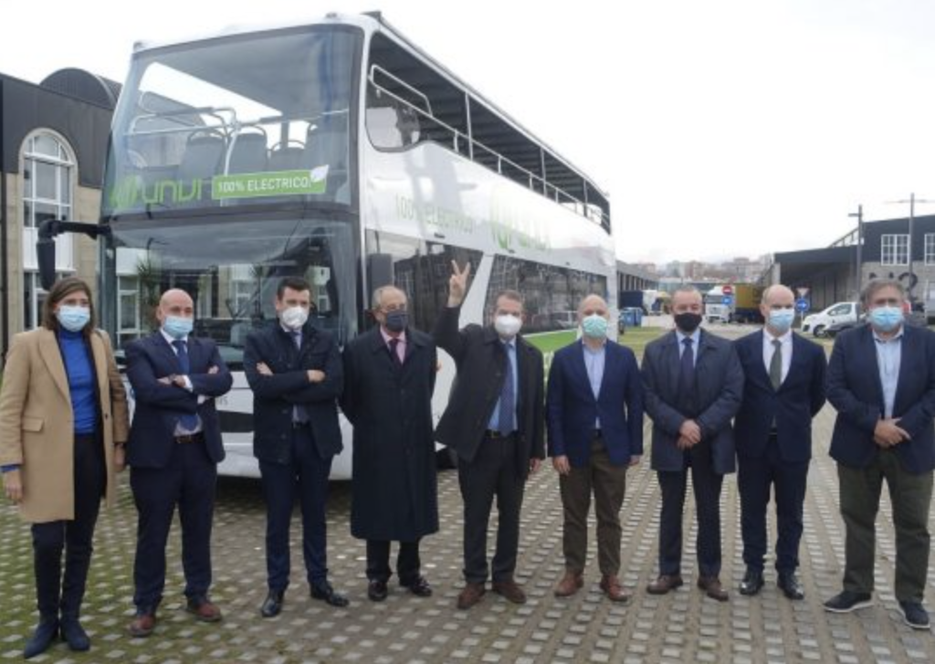 UNVI Presents the New Generation of Its Double-Decker Electric Bus