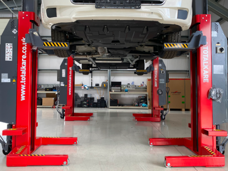 The Right Mobile Column Lift for Your Vehicle Workshop