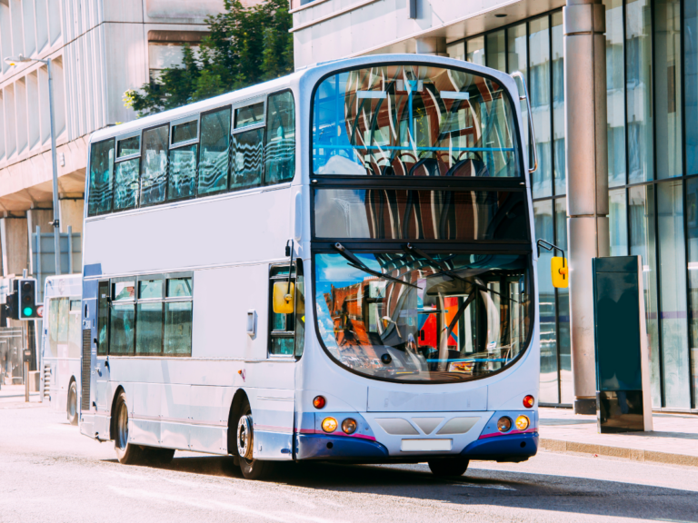 UK: £3 Bus Fare Cap Extended to March 2027 | Bus-News