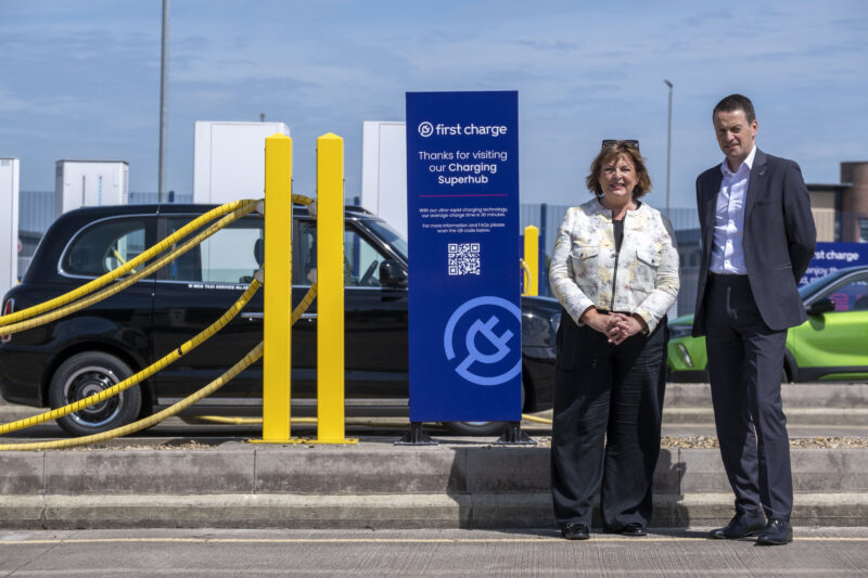 First Bus Officially Launches Shared-Charging Initiative | Bus-News