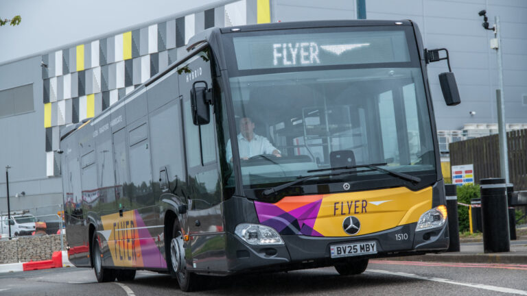 Transdev Begins Rollout of FLYER Hybrid Bus Fleet | Bus-News