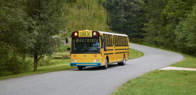 Thomas Built Buses Launches First Electric Type D School Bus | Bus-News